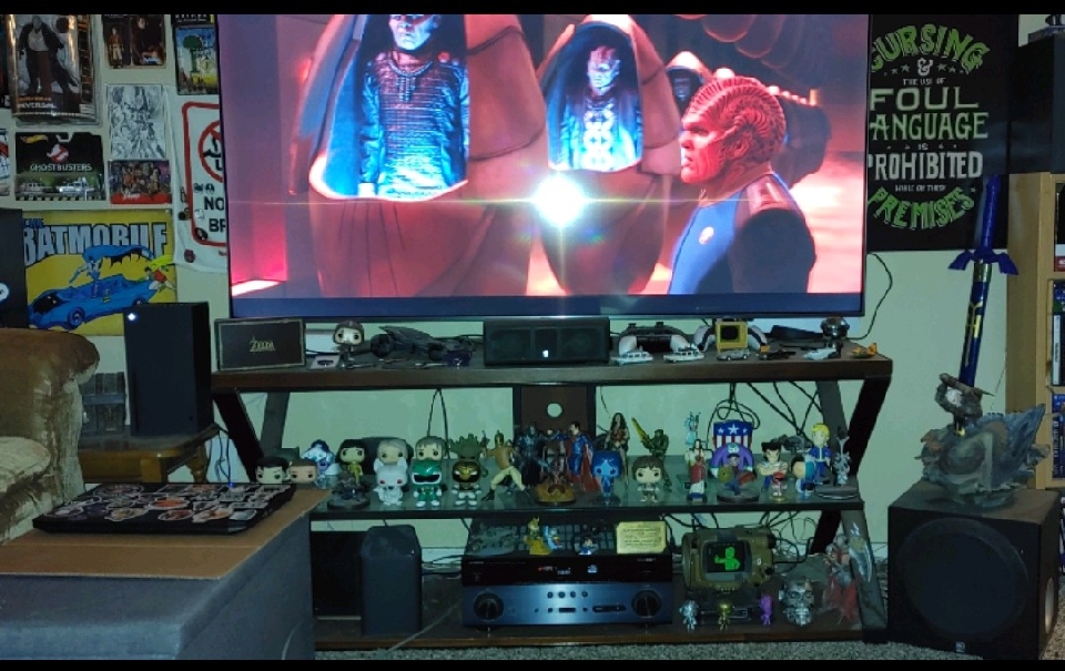 Ok gamers let's see your set ups. PC, console, what ever your running.